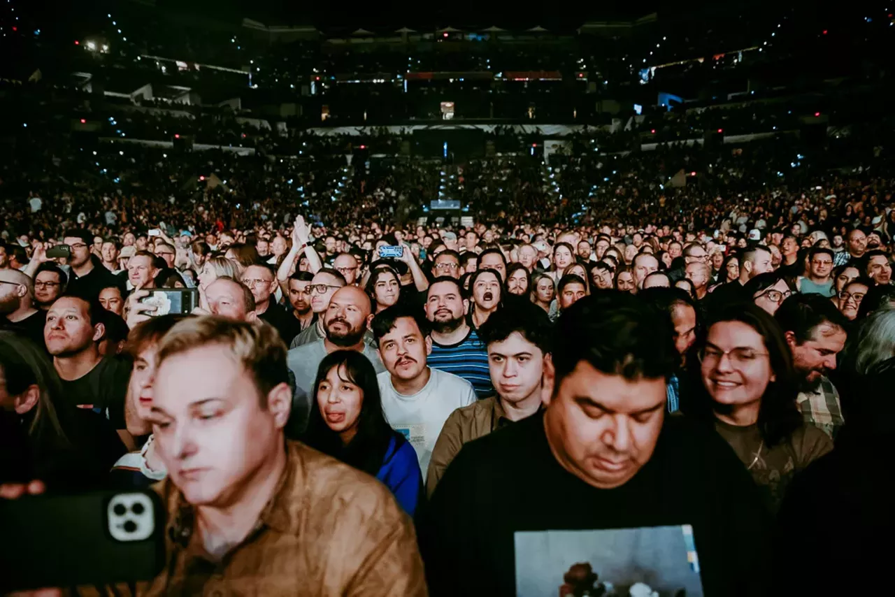 Everything we saw as New Order brought its classic sound to San Antonio ...