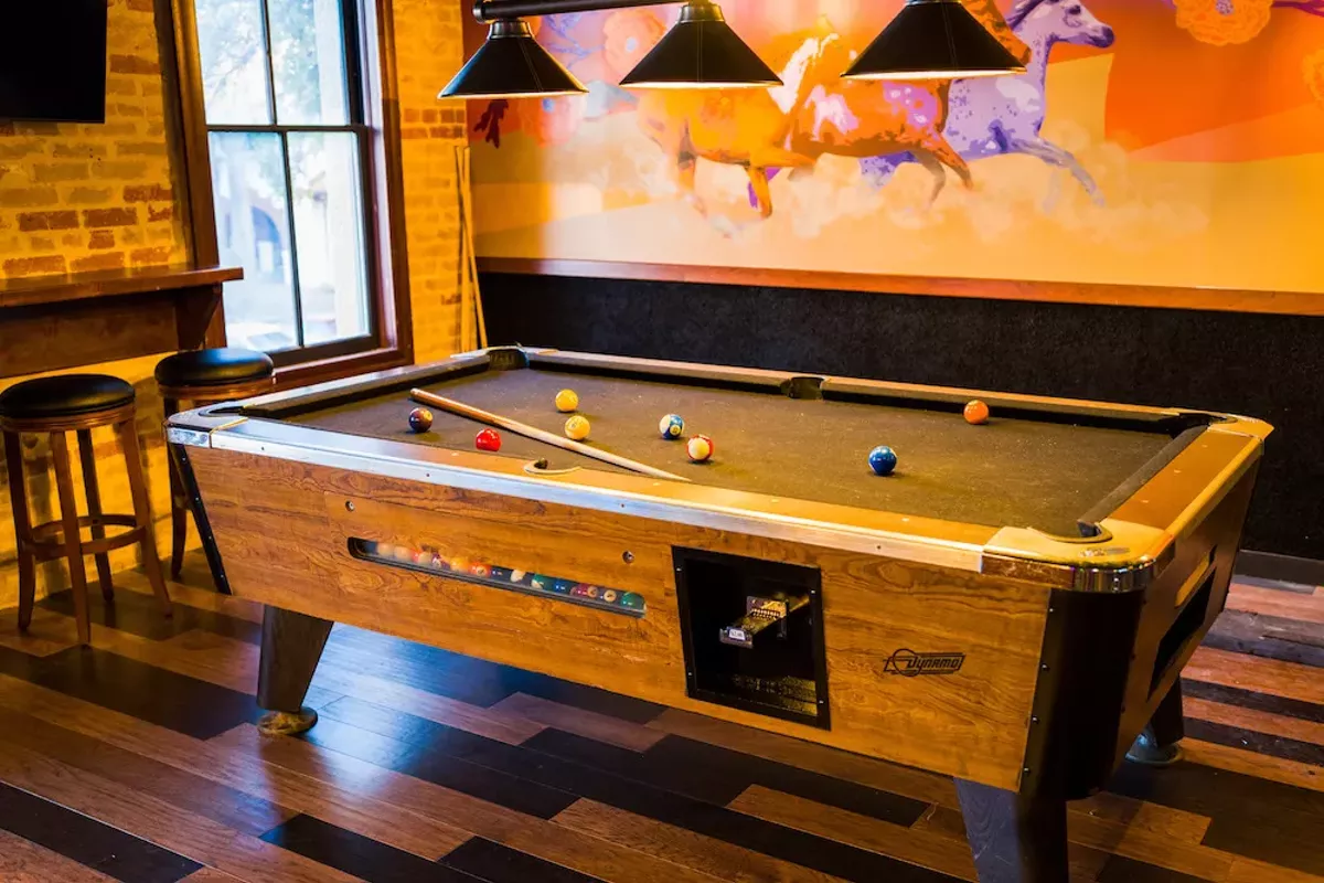 New San Antonio honky tonk Blayne's opening above Francis Bogside | San ...