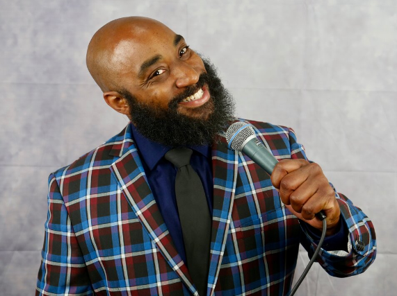San Antonio comic Clifton Simmons takes the stage at LOL Comedy Club ...