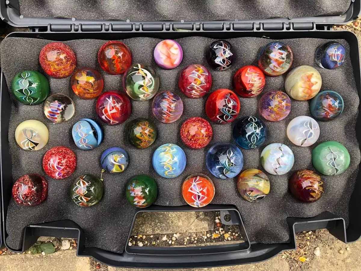 SA Artist Spotlight: Justin Parr's Mesmerizing Glassware, Pendants and ...